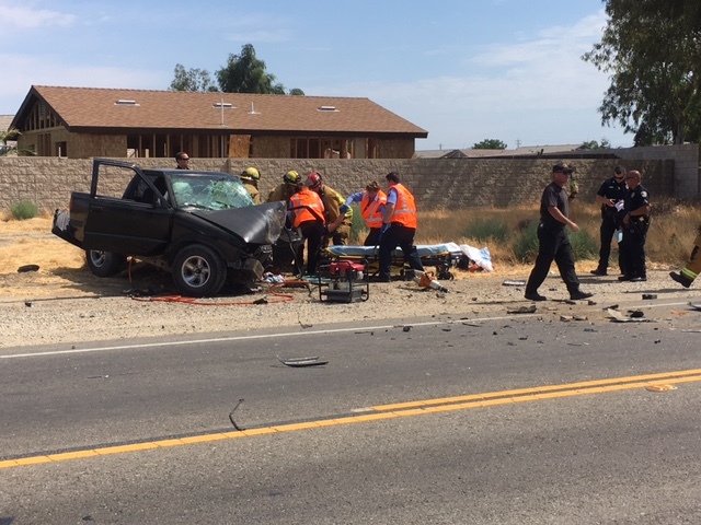Three injured in crash on Highway 119 in southwest Bakersfield ...